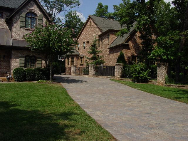 Driveways, Atlanta, GA | Tim U. McOwen & Associates Inc.